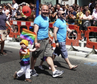 Vyriausybė nenori drausti įsivaikinti homoseksualiems asmenims | Pro Patria