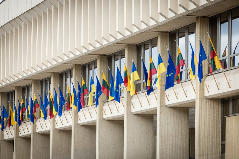 Ukrainos vėliava – naujasis taikos simbolis | Ekspertai.eu