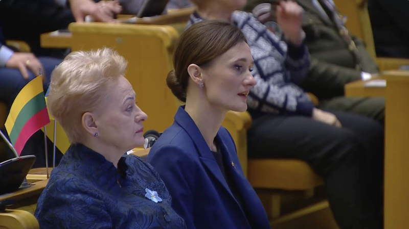 Mėlyna gėlė ir Grybauskaitė – vienas vienis | Ekspertai.eu