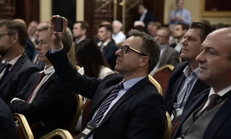 Kartu su Ukraina bus kuriamas laisvojo pasaulio arsenalas | Ekspertai.eu