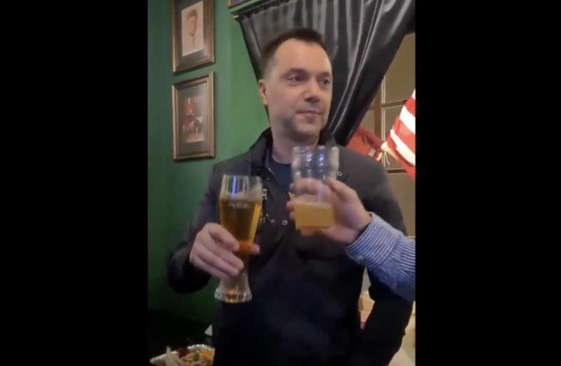 Kur Lietuva, ten pergalė (Arestovičius viename Vilniaus barų atskleidė ...