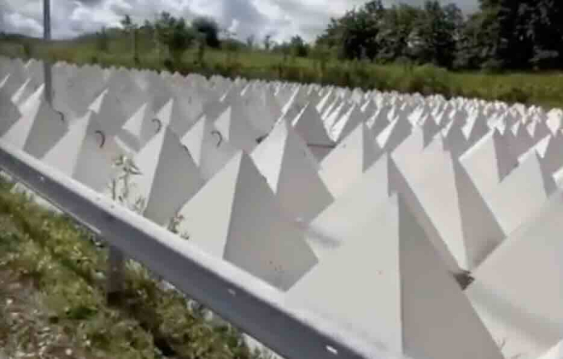 Latvija demonstruoja lyderystę drakono dantų įdiegime, pasienio zonoje ...